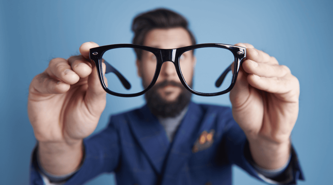 How to Tighten Glasses: A Comprehensive Guide | Banton Frameworks