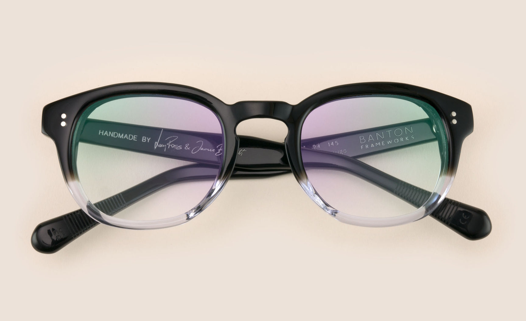 '50s style dual tone gradient glasses frame | Banton Frameworks